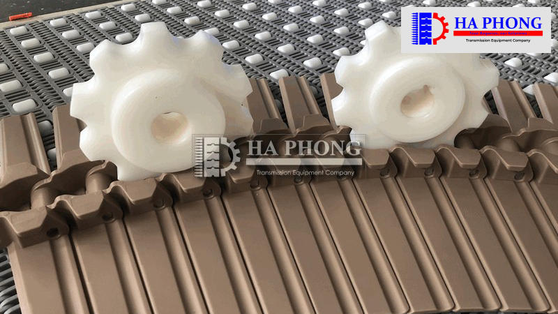 Xích nhựa chạy cong Hong’s Belt 880Tab K325